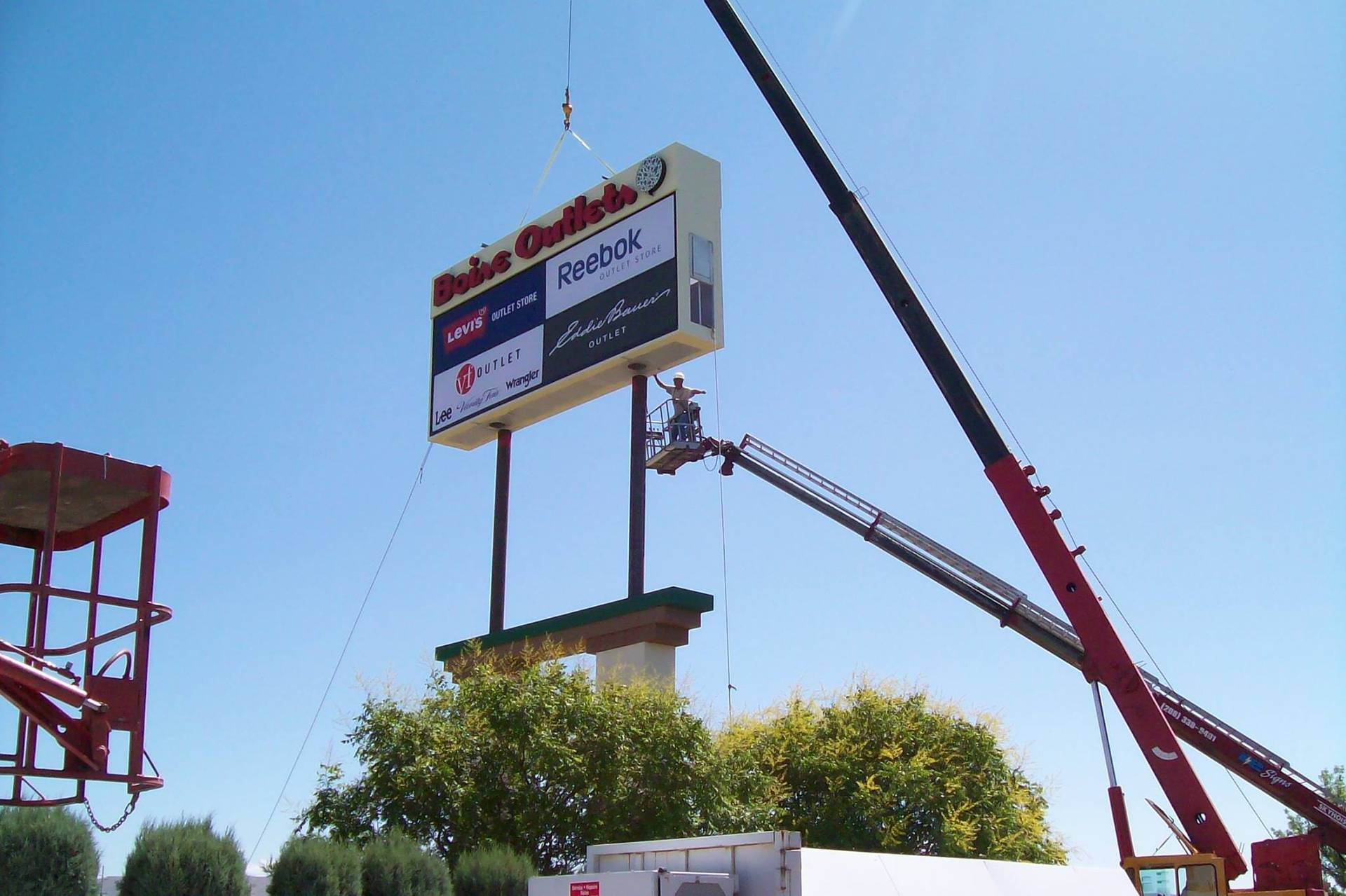 Services - Installation, Repair, Design | Idaho Electric Signs